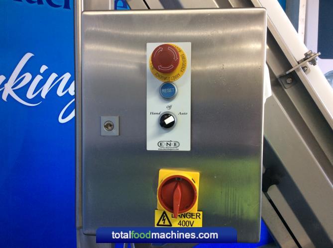 Swan Neck Incline Conveyor with Extended Hopper ~ 5891 - Total Fo