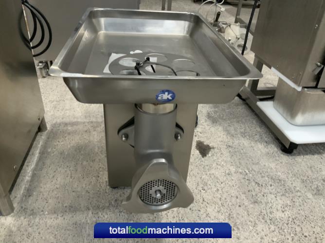 Total Food Machines - Ramon Superstar Mincer Grinder ~ 7642